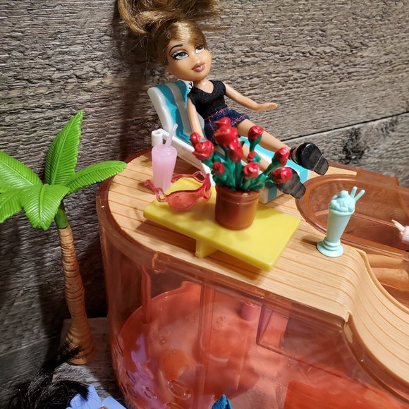 Bratz | Toys | Lil Bratz Beach Bash Pool Doll Play Set | Poshmark
